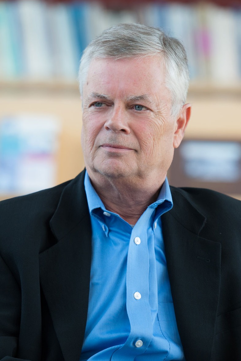 Stephen Kinzer | Watson School of International and Public Affairs